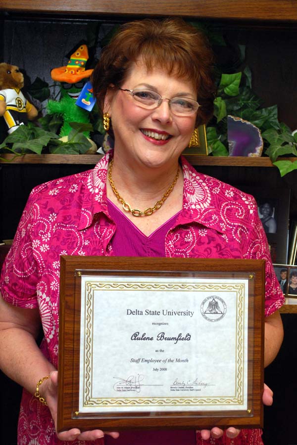 Staff Council's Employee of the Month for 2008 - Delta State University
