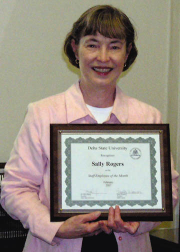 Staff Council's Employee of the Month for 2007 - Delta State University