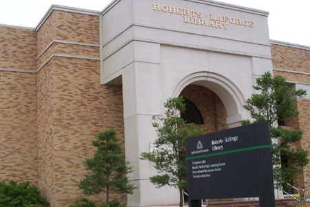 Roberts-LaForge Library - Delta State University